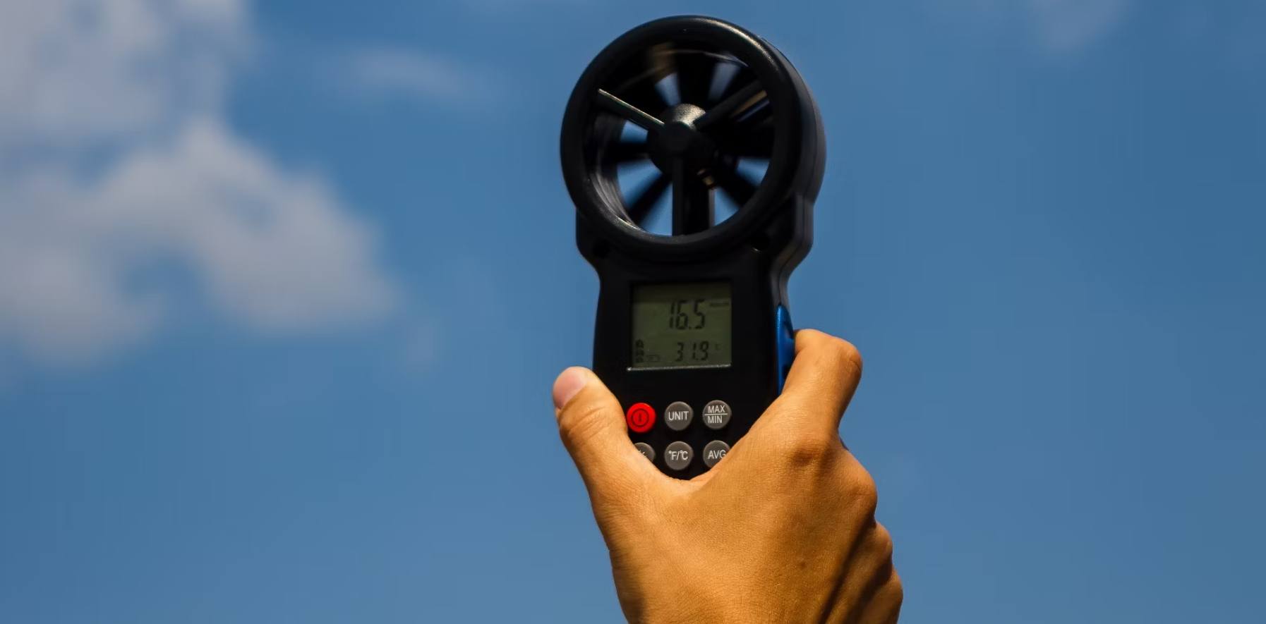 Mechanical vs Ultrasonic Anemometers: Which One Should You Choose?